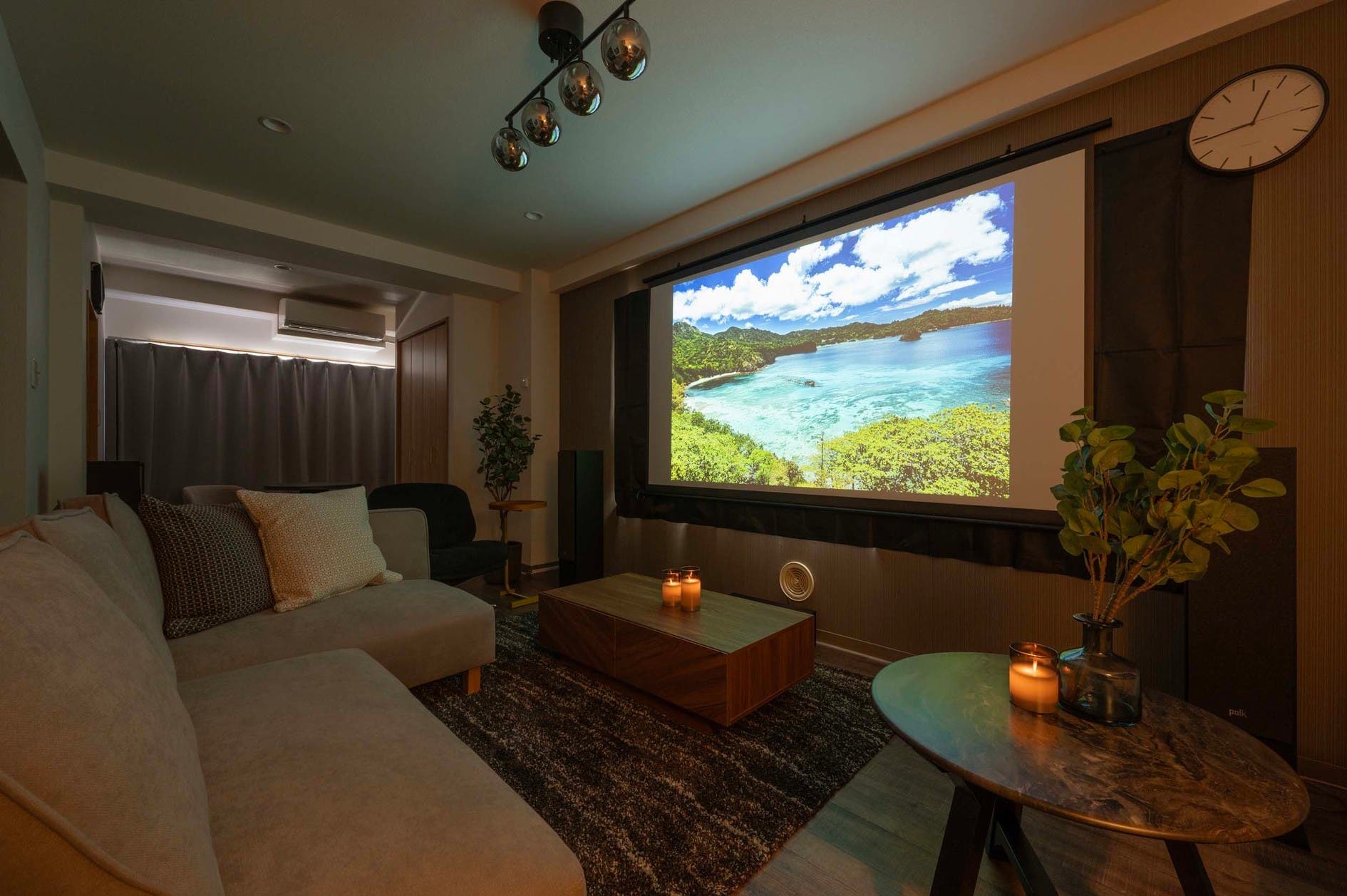 【大画面で映画・ライブ鑑賞】大船駅4分🚶最高画質4Kﾌﾟﾛｼﾞｪｸﾀｰ・超特大100ｲﾝﾁｽｸﾘｰﾝ・最高音質で映画鑑賞🍿の写真13