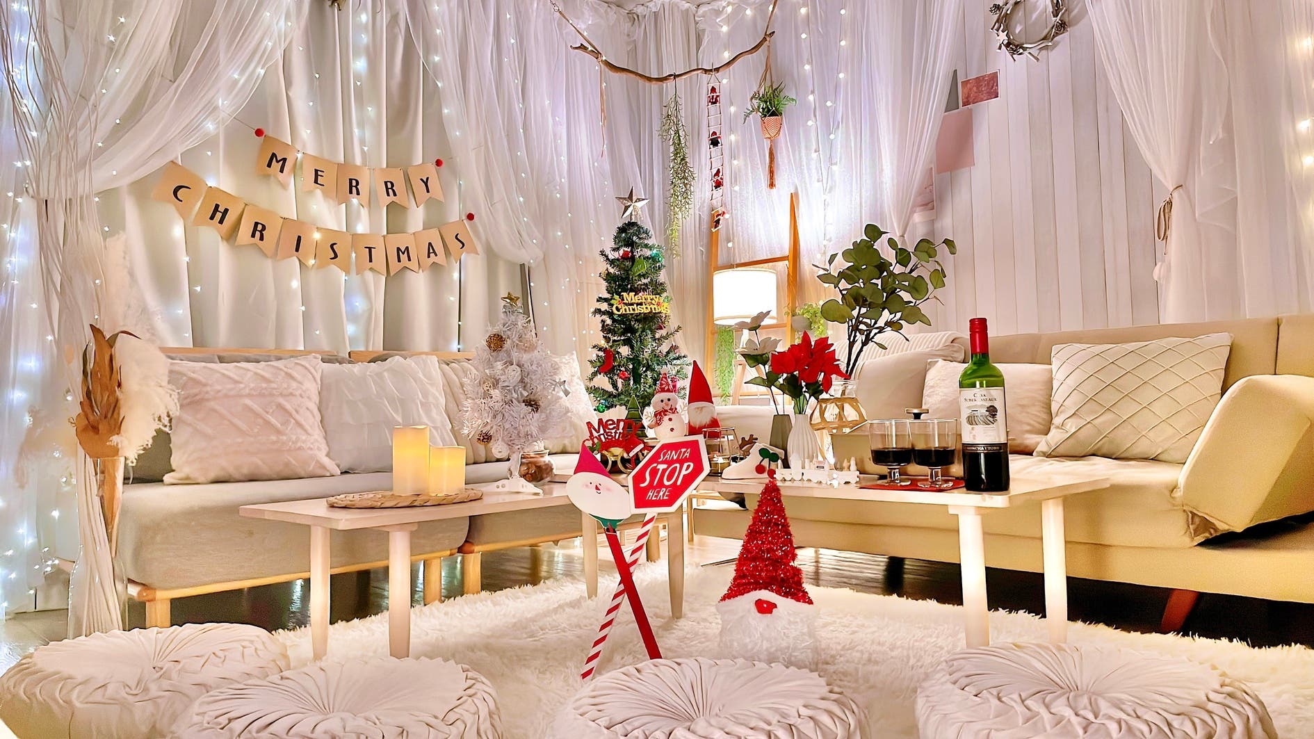 🎅クリスマス装飾中🎄100㌅特大シアター🎬ゴミ捨て無料✨烏丸駅３分/スーパーコンビニ1分/デート💑女子会🍷推し活💕の写真1