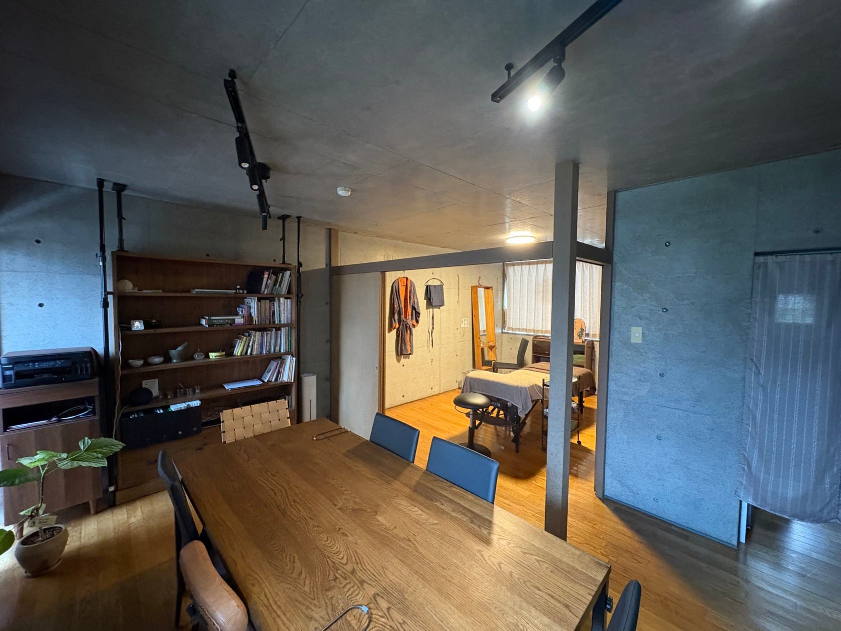 覚王山駅から徒歩4分。閑静な住宅街で静かな環境。スーパーコンビニ近し。の写真7