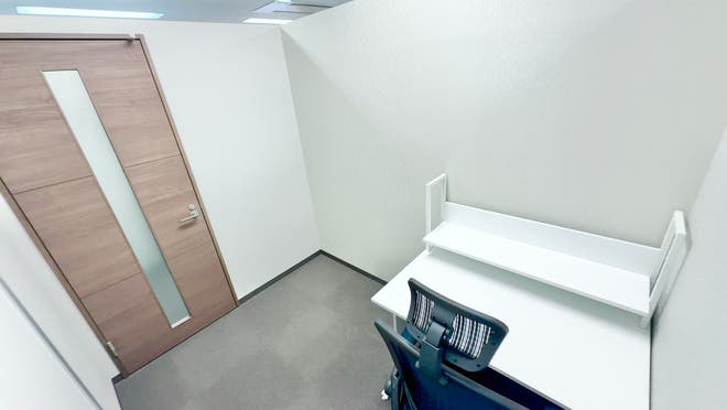 【名古屋駅1番出口より徒歩3分】1~2名★個室で人目を気にせず集中して作業・仕事・学習に最適!Wi-Fi無料!日貸の写真5