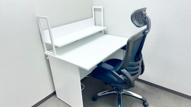 【名古屋駅1番出口より徒歩3分】1~2名★個室で人目を気にせず集中して作業・仕事・学習に最適!Wi-Fi無料!日貸の写真1