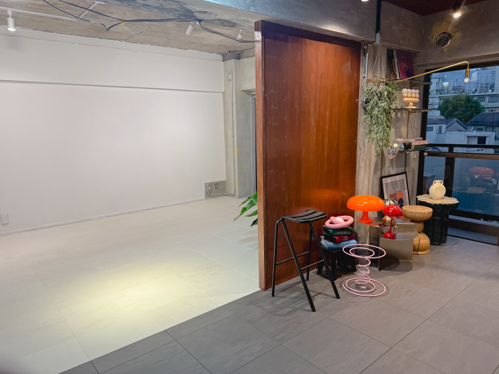 参宮橋・南新宿６分｜白壁木コンクリ二面｜撮影・ワークショップ・展示の写真11