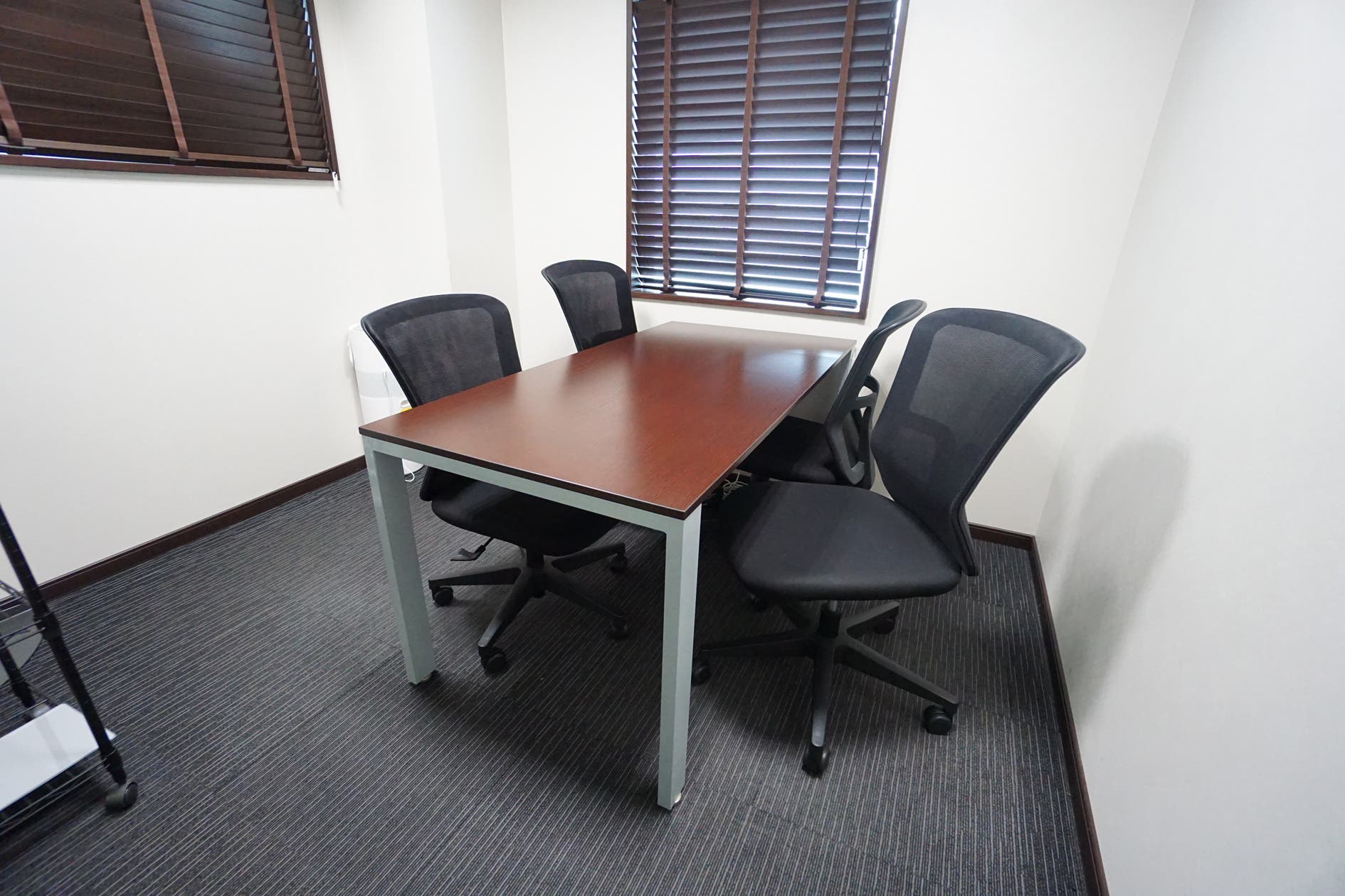 ＜UPオフィス高輪台会議室 1001号室＞高輪台駅徒歩1分🚃4名収容🪑光回線Wi-Fi📶会議/商談/面談/テレワークの写真5