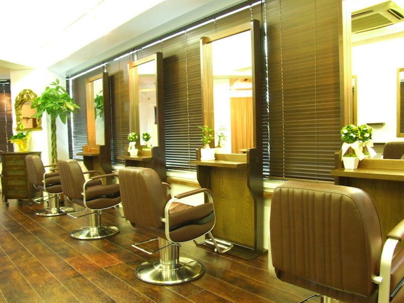 武蔵浦和駅から徒歩４分の利便性良し、✂︎フリーランス/個人練習/美容業に最適♪の写真1