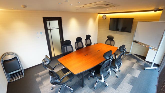 <UPオフィス高輪台会議室 1003号室>高輪台駅徒歩1分🚃12名収容🪑光回線Wi-Fi📶会議/商談/面談/ワークショップの写真1