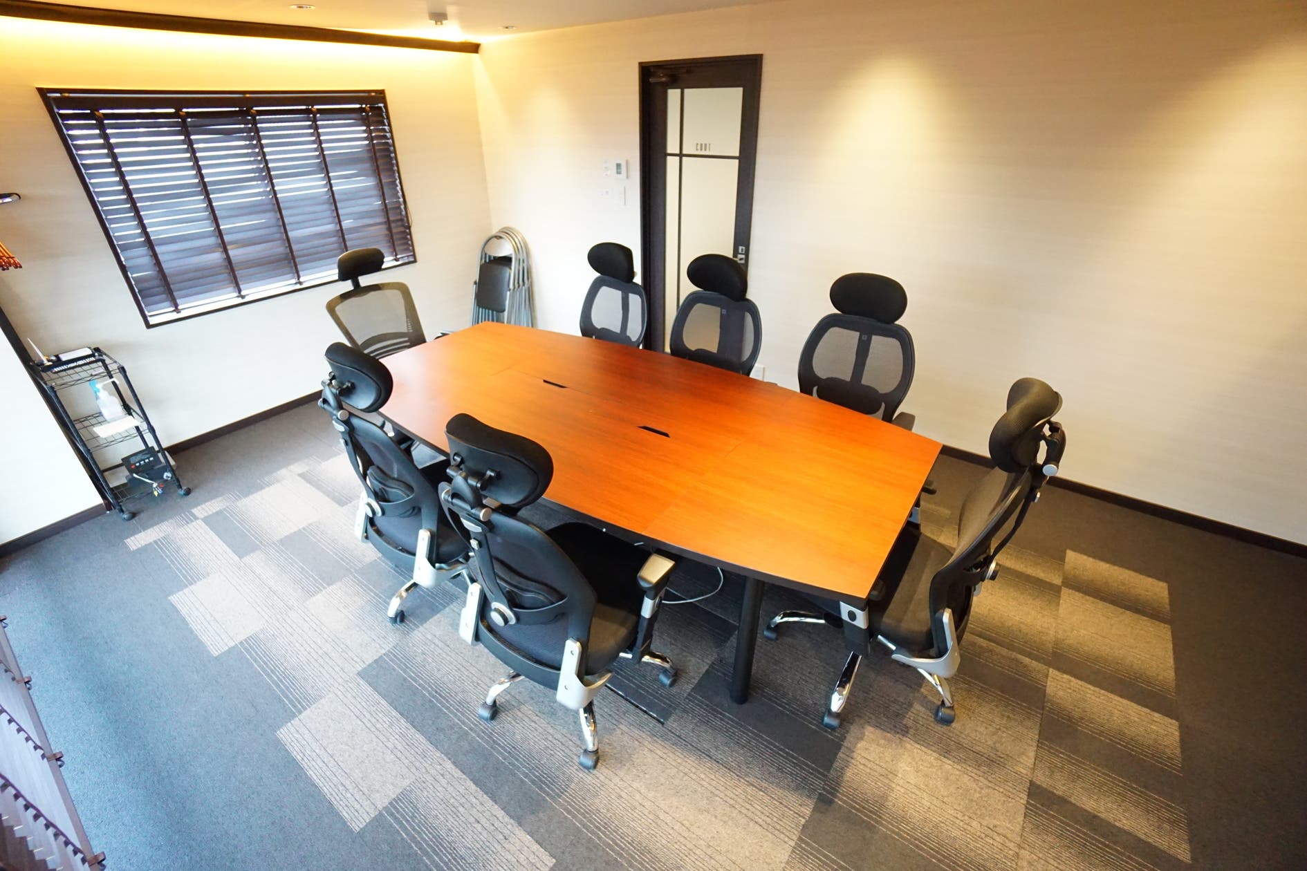 ＜UPオフィス高輪台会議室 1003号室＞高輪台駅徒歩1分🚃12名収容🪑光回線Wi-Fi📶会議/商談/面談/ワークショップの写真5