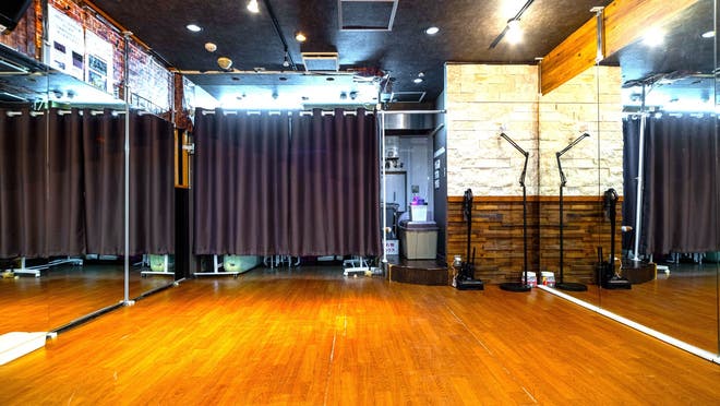 京急川崎駅から1分、JR川崎駅から3分、24時間いつでも利用できるレンタルスペースの写真5