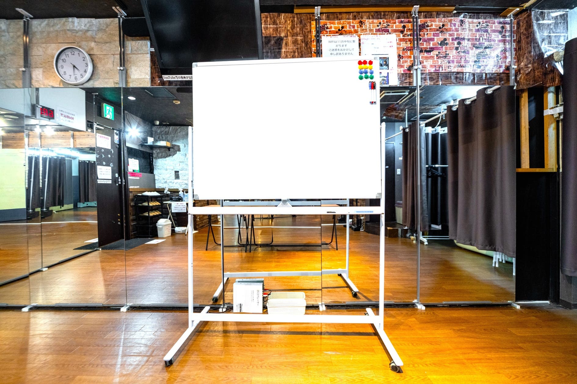 京急川崎駅から1分、JR川崎駅から3分、24時間いつでも利用できるレンタルスペースの写真23