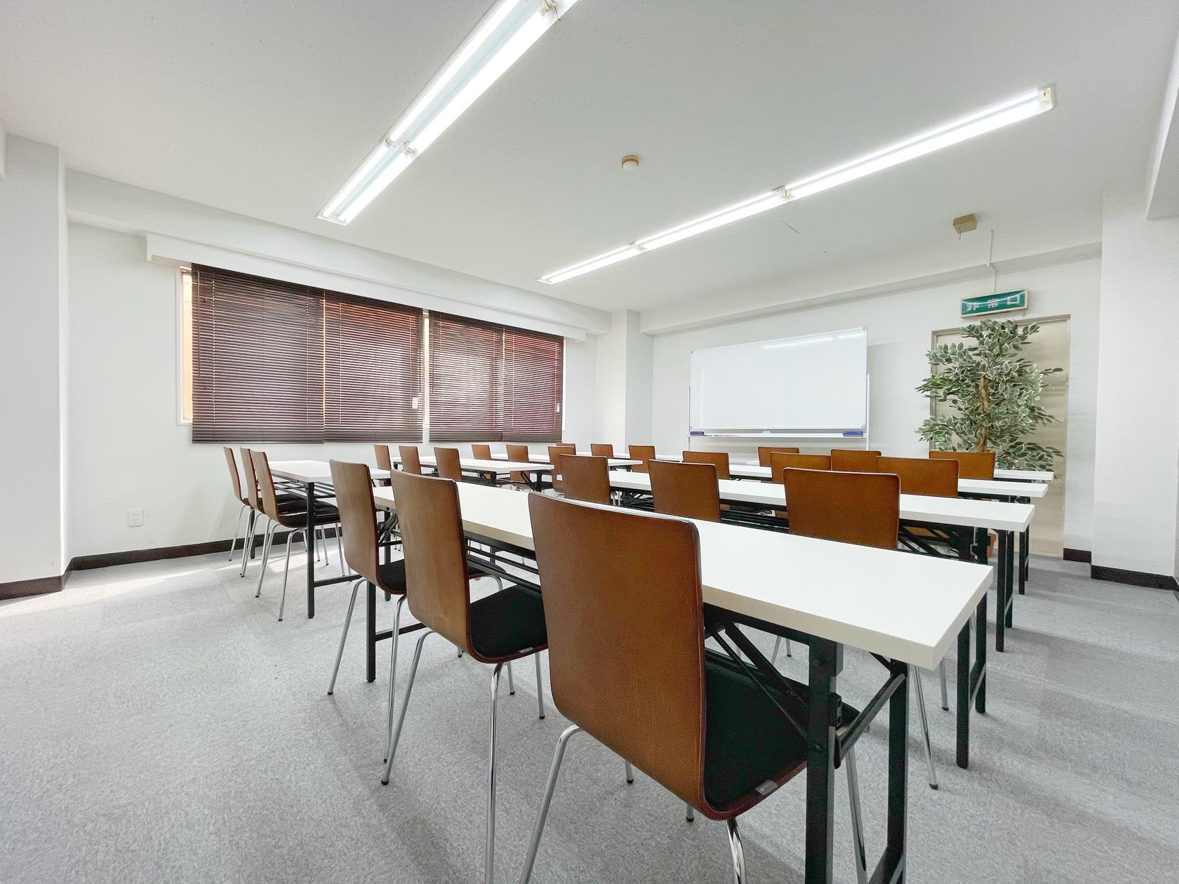 《RIVERLD千葉Ｇ》千葉駅西口徒歩2分/最大24名/飲食/無料Wifi/会議/テレワーク/ボードゲーム/ワークショップの写真3