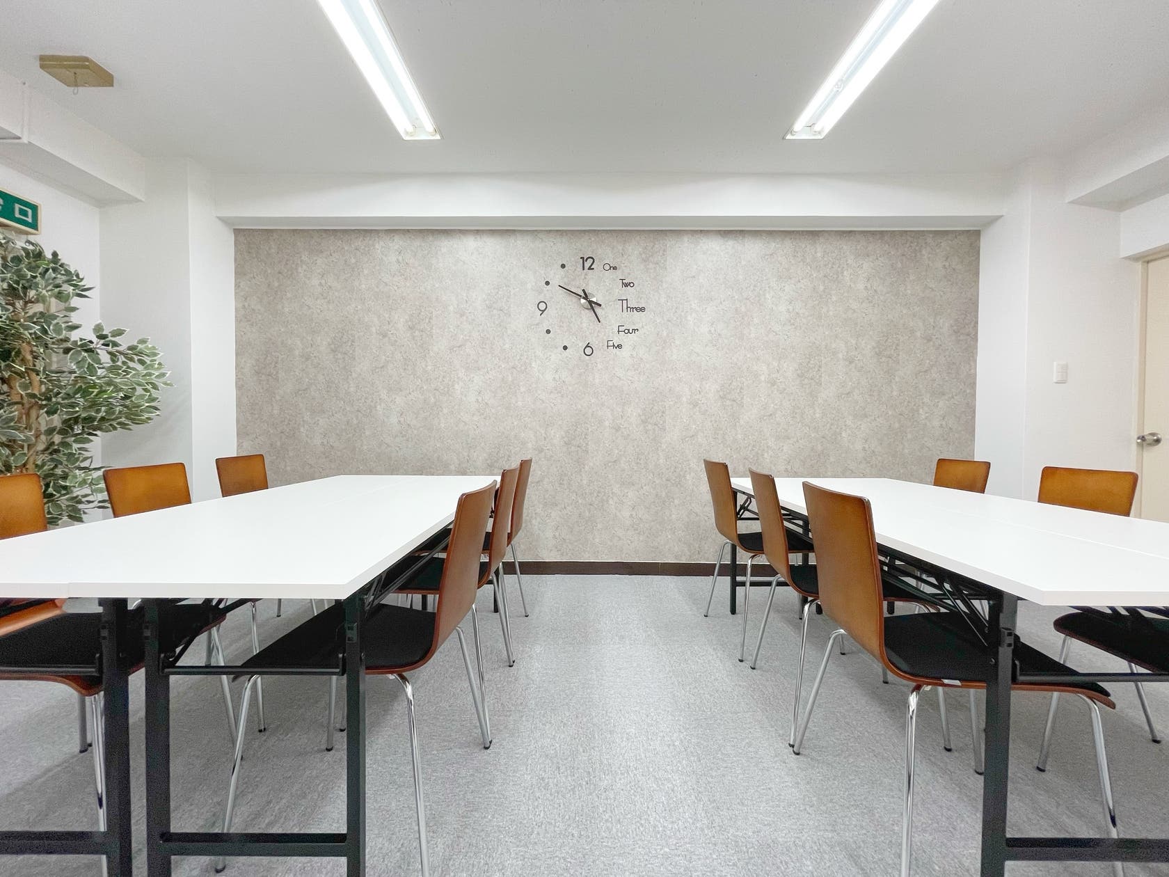 《RIVERLD千葉Ｇ》千葉駅西口徒歩2分/最大24名/飲食/無料Wifi/会議/テレワーク/ボードゲーム/ワークショップの写真8