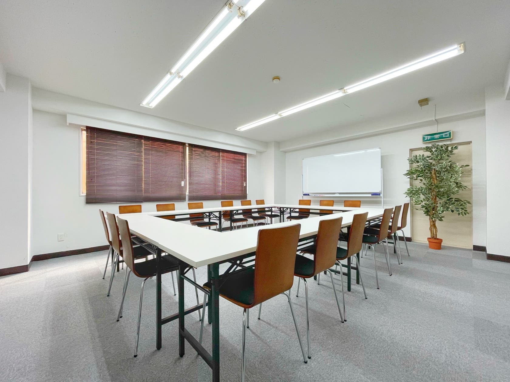 《RIVERLD千葉Ｇ》千葉駅西口徒歩2分/最大24名/飲食/無料Wifi/会議/テレワーク/ボードゲーム/ワークショップの写真12