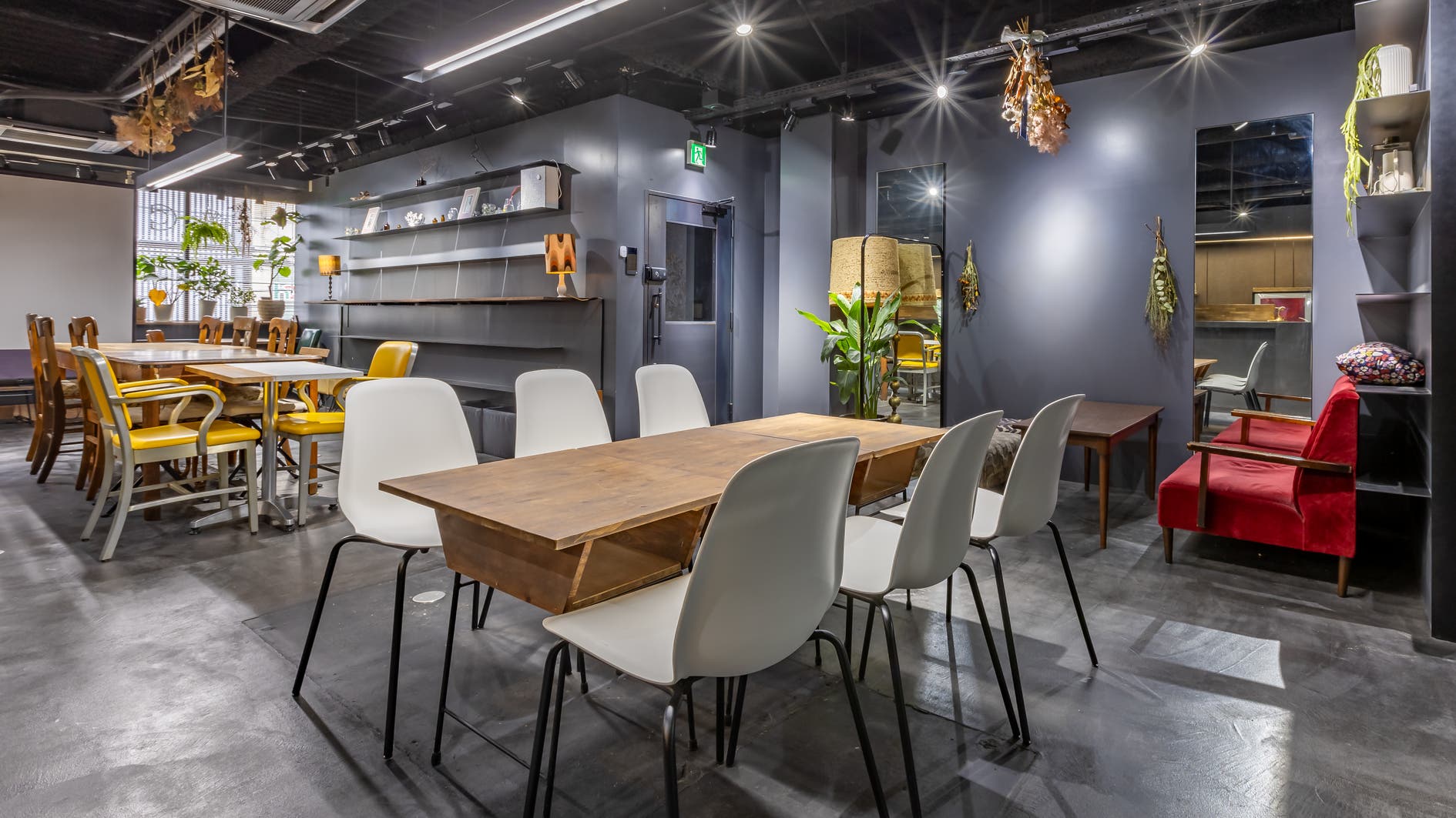 スペモ🏰忘年会🍺飲食店許可施設🍽️撮影🎥パーティ🎊セミナー👩‍💻802_CafefleurLOUNGE心斎橋の写真14