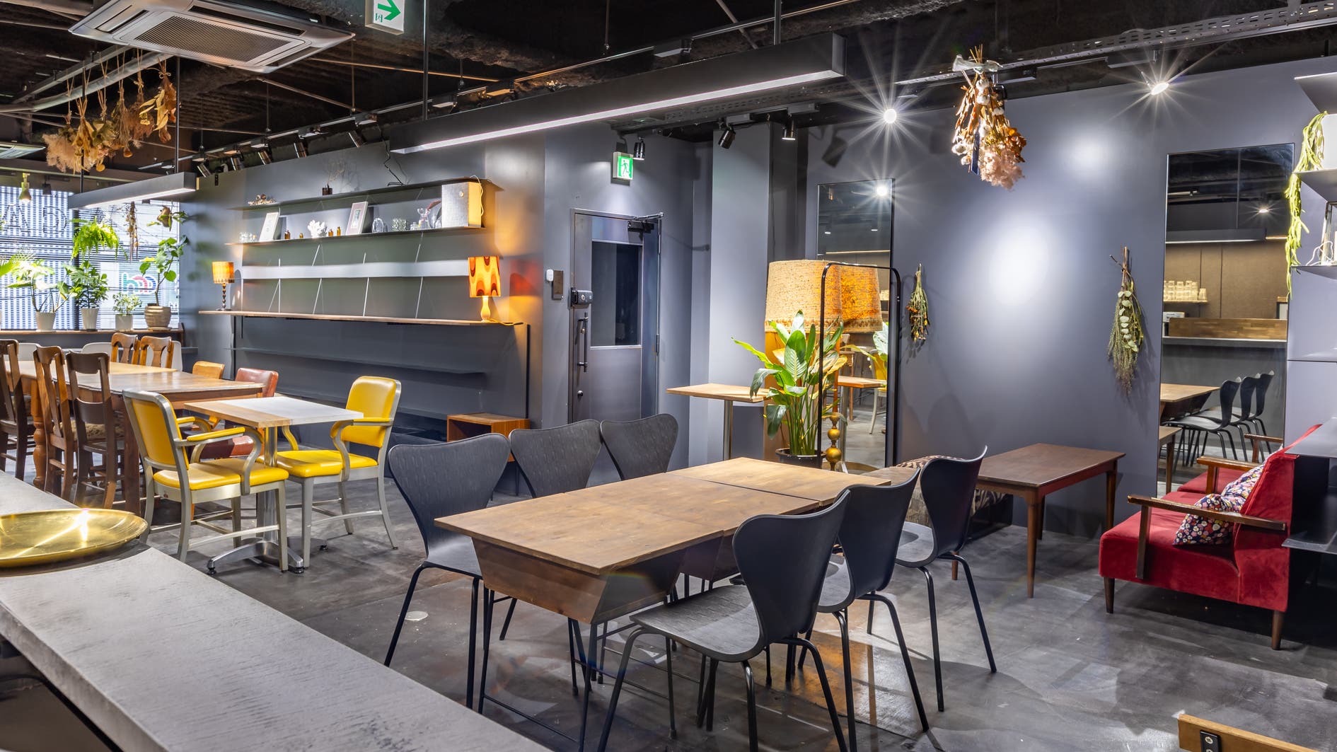 スペモ🏰忘年会🍺飲食店許可施設🍽️撮影🎥パーティ🎊セミナー👩‍💻802_CafefleurLOUNGE心斎橋の写真18