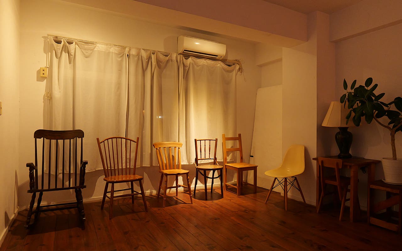 代々木ヴィンテージマンション内の自然光と木とドライフラワーに包まれたの空間の写真25