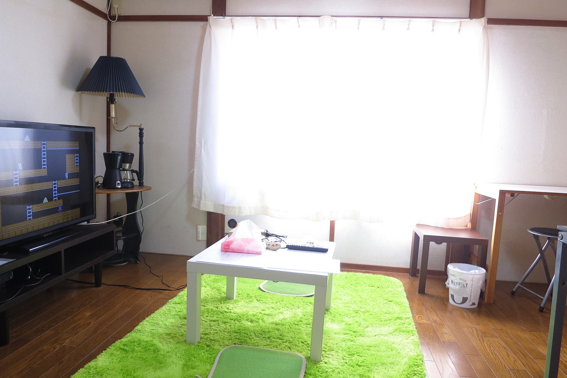 昔懐かしいレトロなファミコンゲームやり放題ルーム。ゲームカセット190個ご用意。友人と対戦ゲームもできます。の写真8