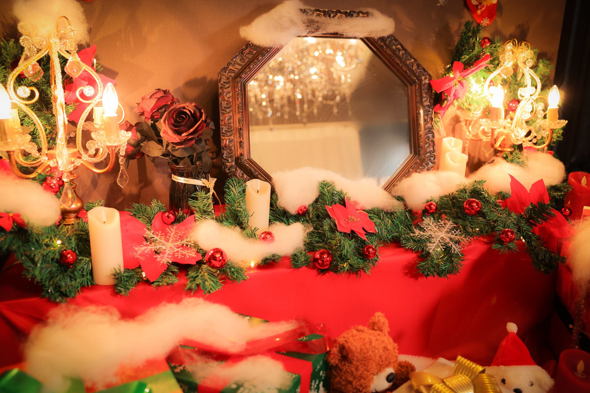 【ココスタジオ日本橋】グレーの撮影ルーム📸 🎅12月25日までクリスマスブース🎄～コスプレ撮影にぴったり✨の写真4