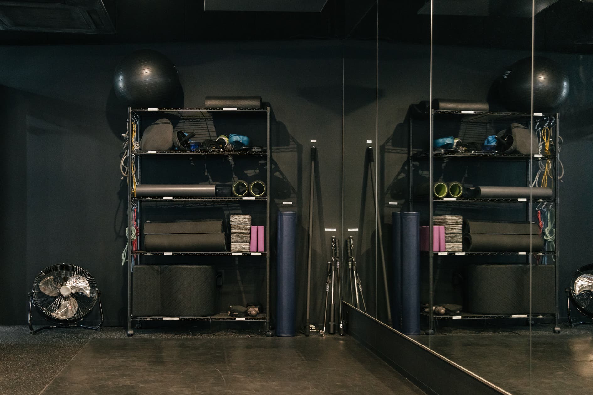 11種類のマシンを完備！渋谷駅【徒歩4分】＆天井高３m超｜上質でラグジュアリーな極上空間の写真8