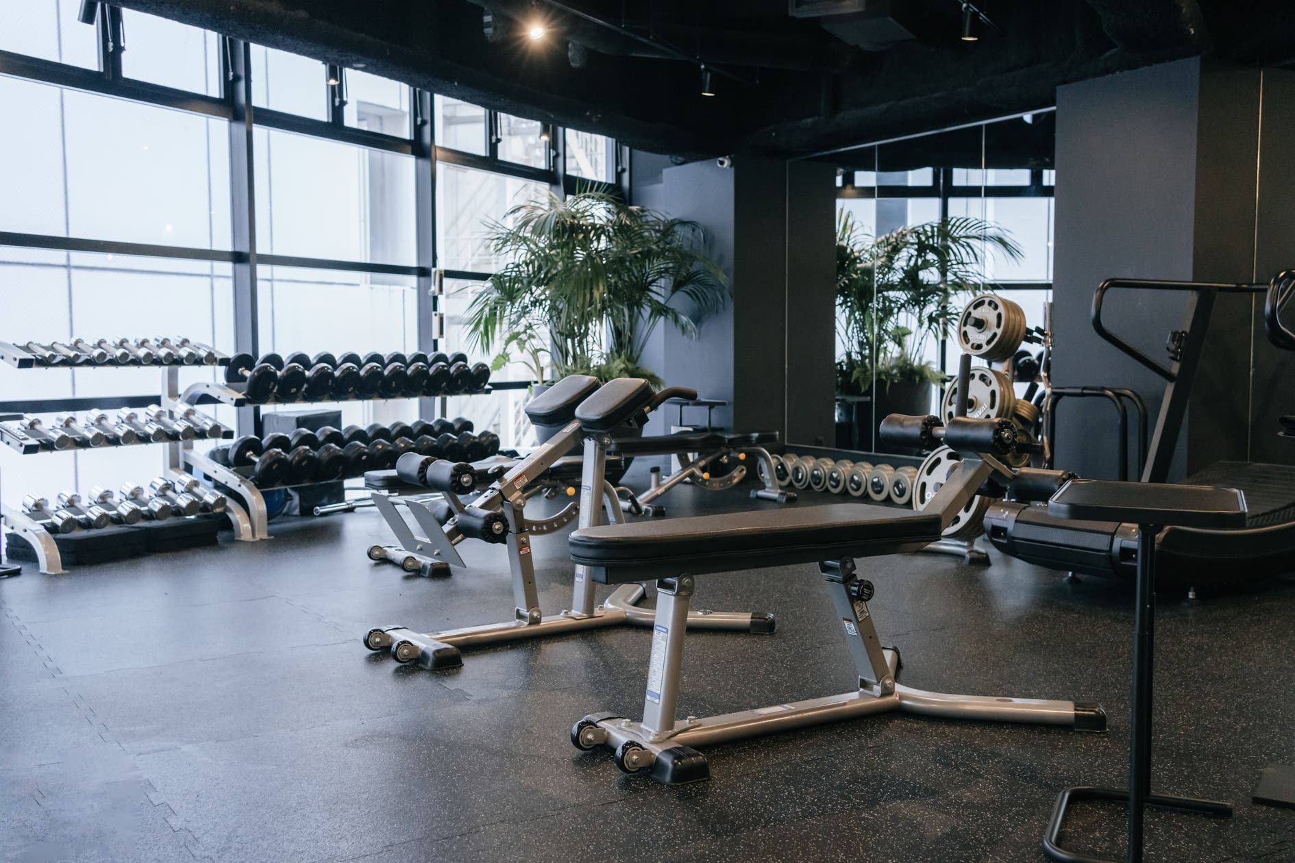 11種類のマシンを完備！渋谷駅【徒歩4分】＆天井高３m超｜上質でラグジュアリーな極上空間の写真6