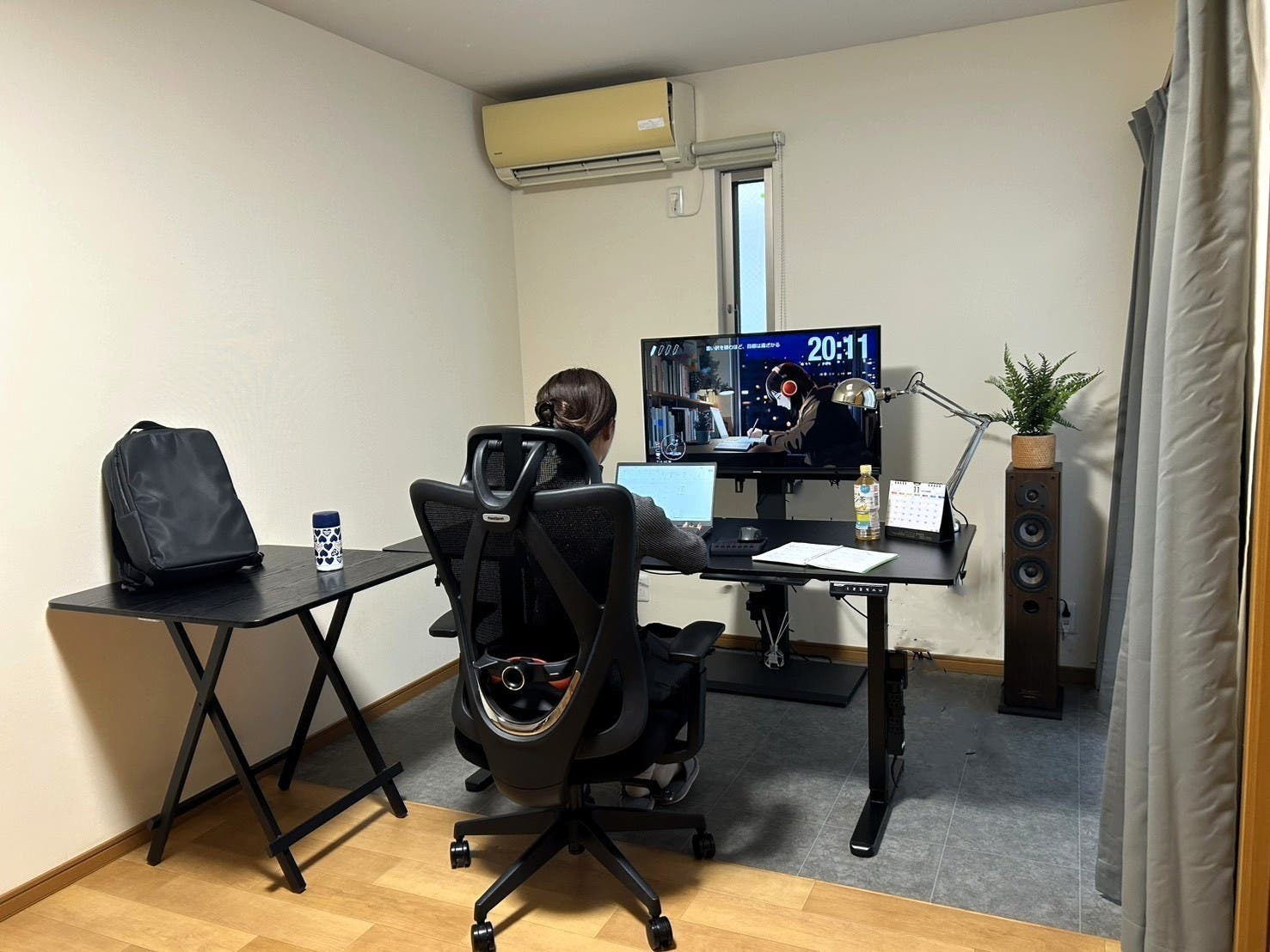 車での来場もOK　静かな住宅街の集中個室｜快適ワークチェア＆昇降デスクでテレワーク・学習・小会議に最適の写真1