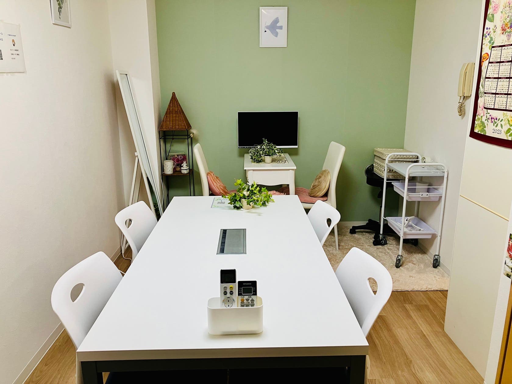 錦糸町駅から徒歩3分のおしゃれな会議室✨おしゃれなスペース✨の写真1