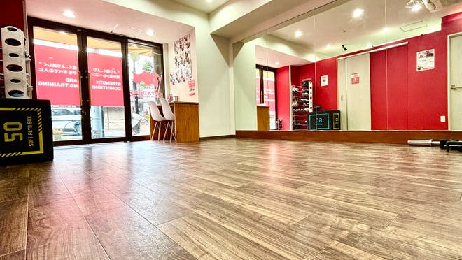 千駄木駅から徒歩2分のトレーニングジム&ダンススタジオ【トレーニング・ヨガ・ピラティスに最適】の写真7