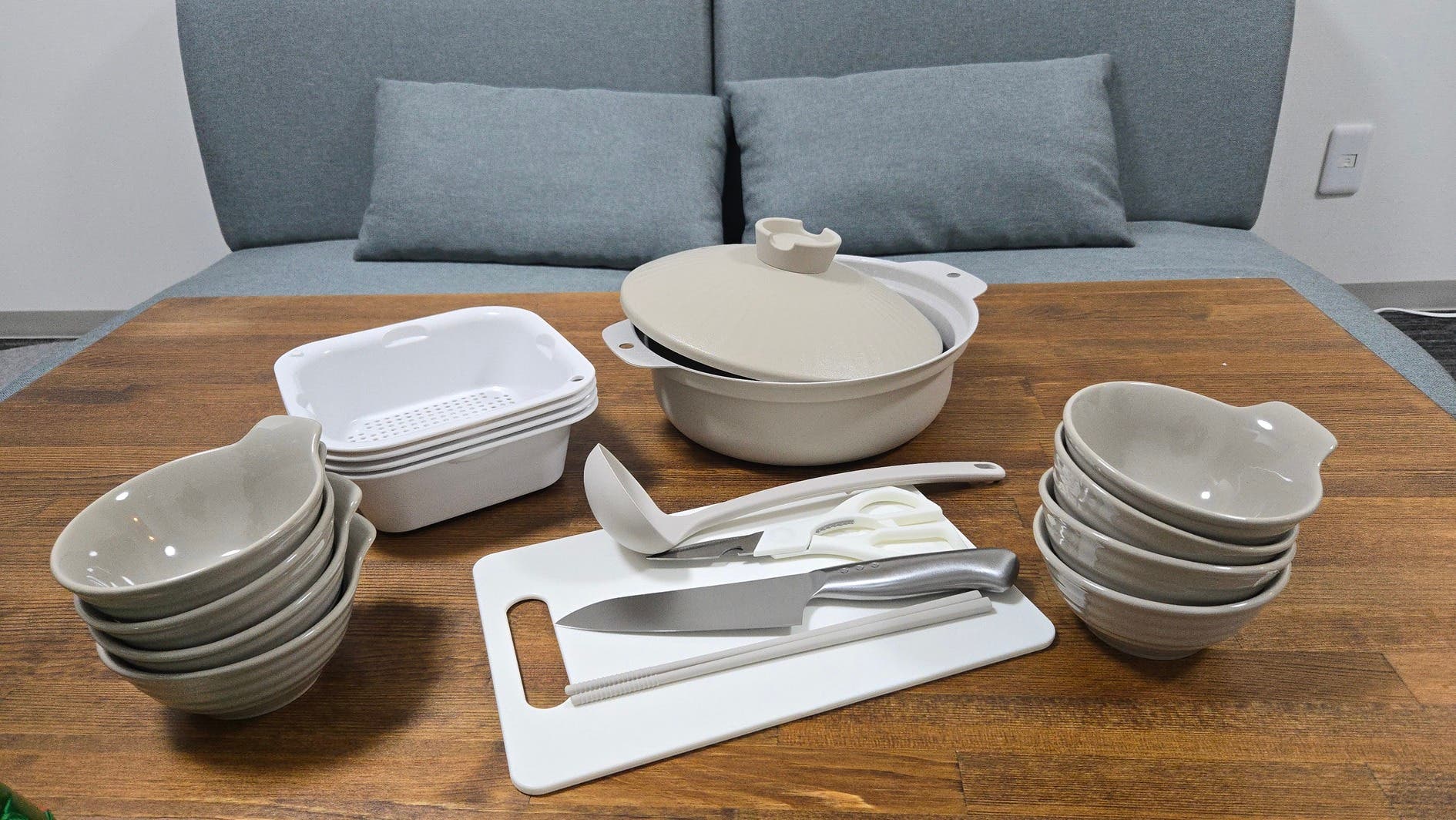 65インチ大画面テレビ📺24時間利用🉑クリスマスパーティー🎄🎁おうちスペースでリラックス✨の写真9