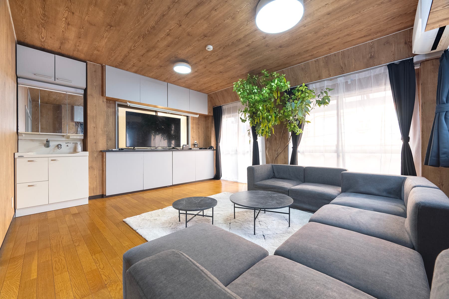 スペモ🌿駅徒歩1分🌟キッズグッズ充実🧸ホームパーティー🥂ホームシアター🎬️人気ゲーム機🎲806_LIVING門前仲町の写真1