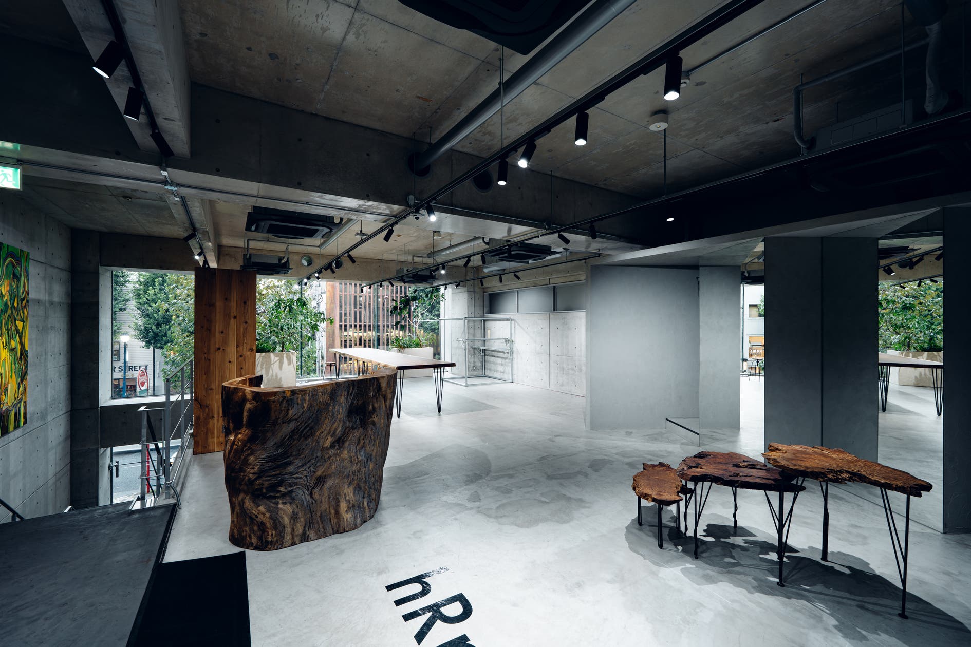 hRp_a 2F Pop up & Event 神宮前スペースの写真1