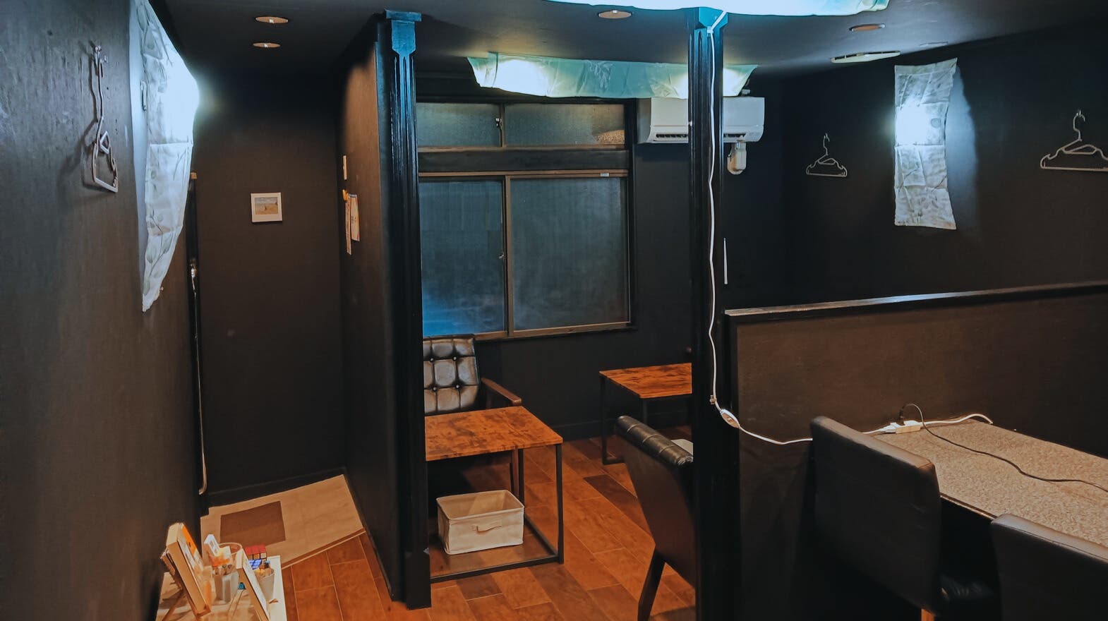 飲食物の持込OK!勉強会/女子会/地区会におすすめ!コンセント/WiFi有!落ち着きの隠れ家空間の写真1