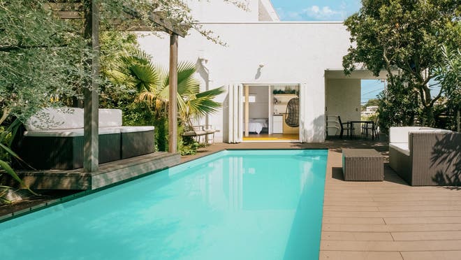 稲村ヶ崎駅から徒歩6分 隠れ家 プールハウス|Casablanca Pool House 鎌倉の写真1