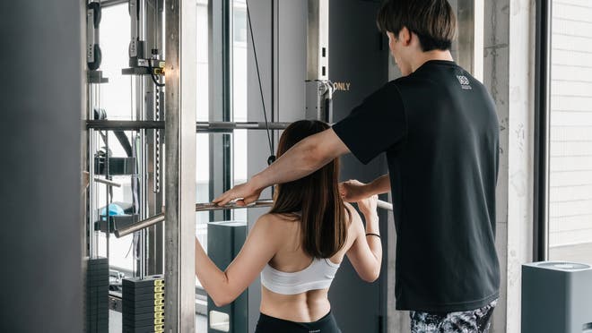 中目黒駅【徒歩3分】オープンスペース型キックボクシングジム|天井高3m超&トレーニングエリアも完備の写真8