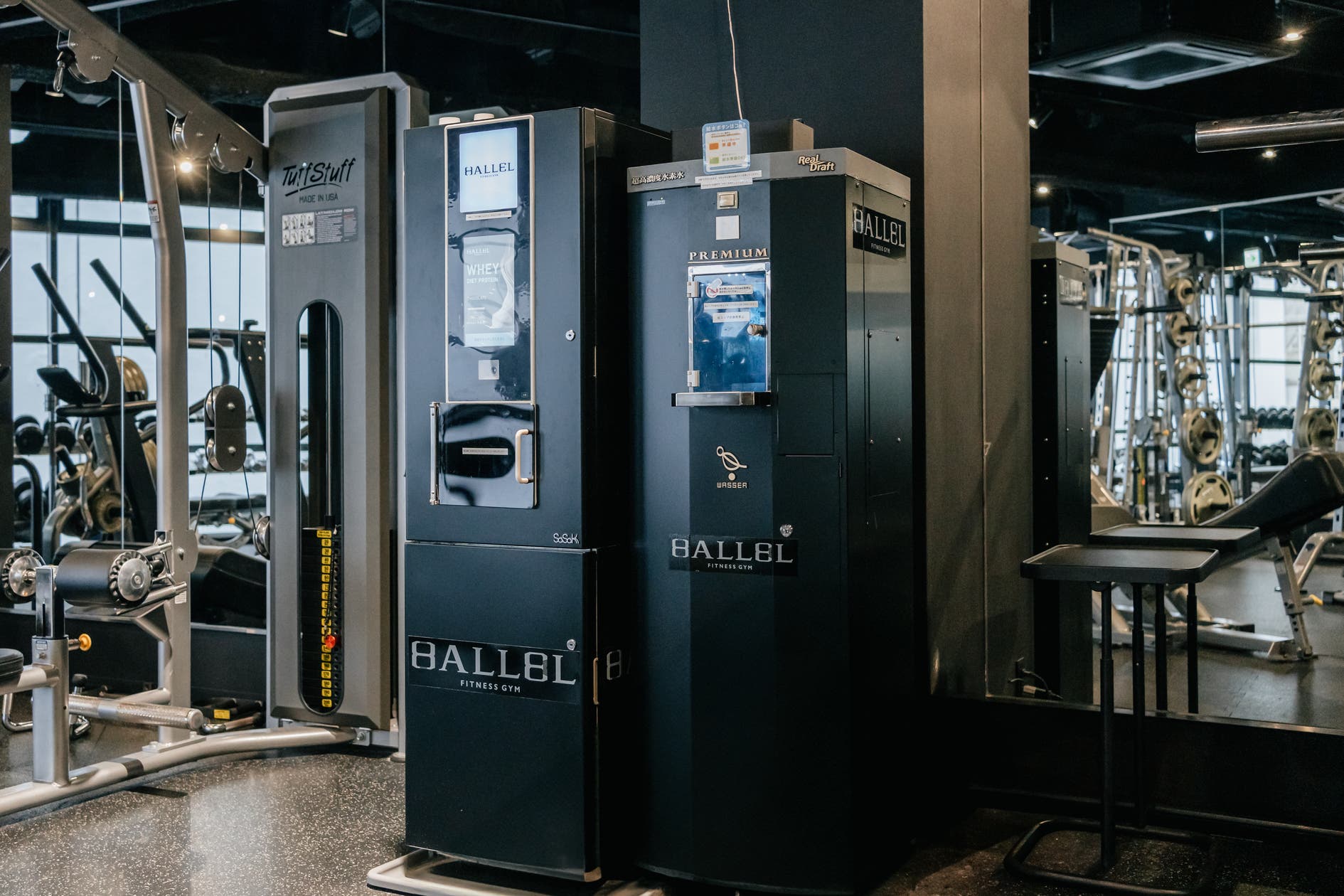 11種類のマシンを完備！渋谷駅【徒歩4分】＆天井高３m超｜上質でラグジュアリーな極上空間の写真9