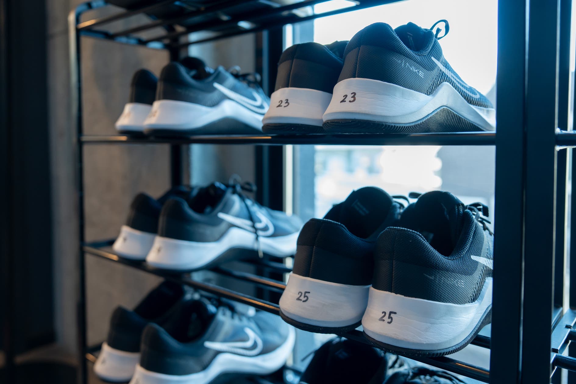 中目黒駅【徒歩3分】オープンスペース型キックボクシングジム｜天井高3m超＆トレーニングエリアも完備の写真10