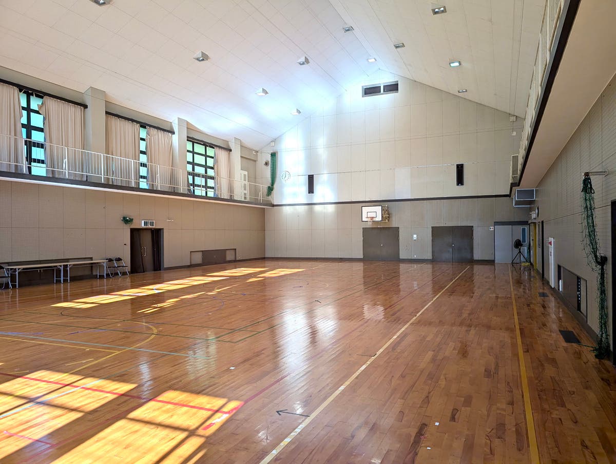 【滋賀県東近江市】演劇・ダンス・よさこい・合唱などに最適なレンタルスペースです。体育館、運動場では様々なスポーツが可能です。の写真11