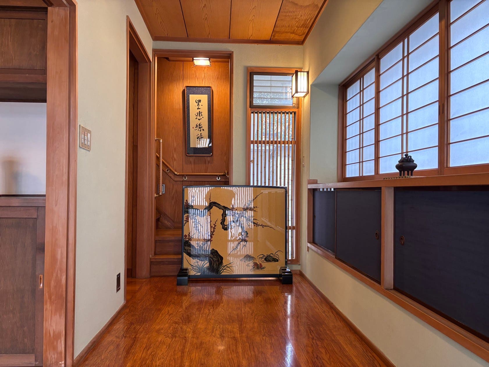 渋谷駅から各駅停車で4分の「池ノ上駅」。ここから徒歩2分の古民家調日本家屋。の写真3