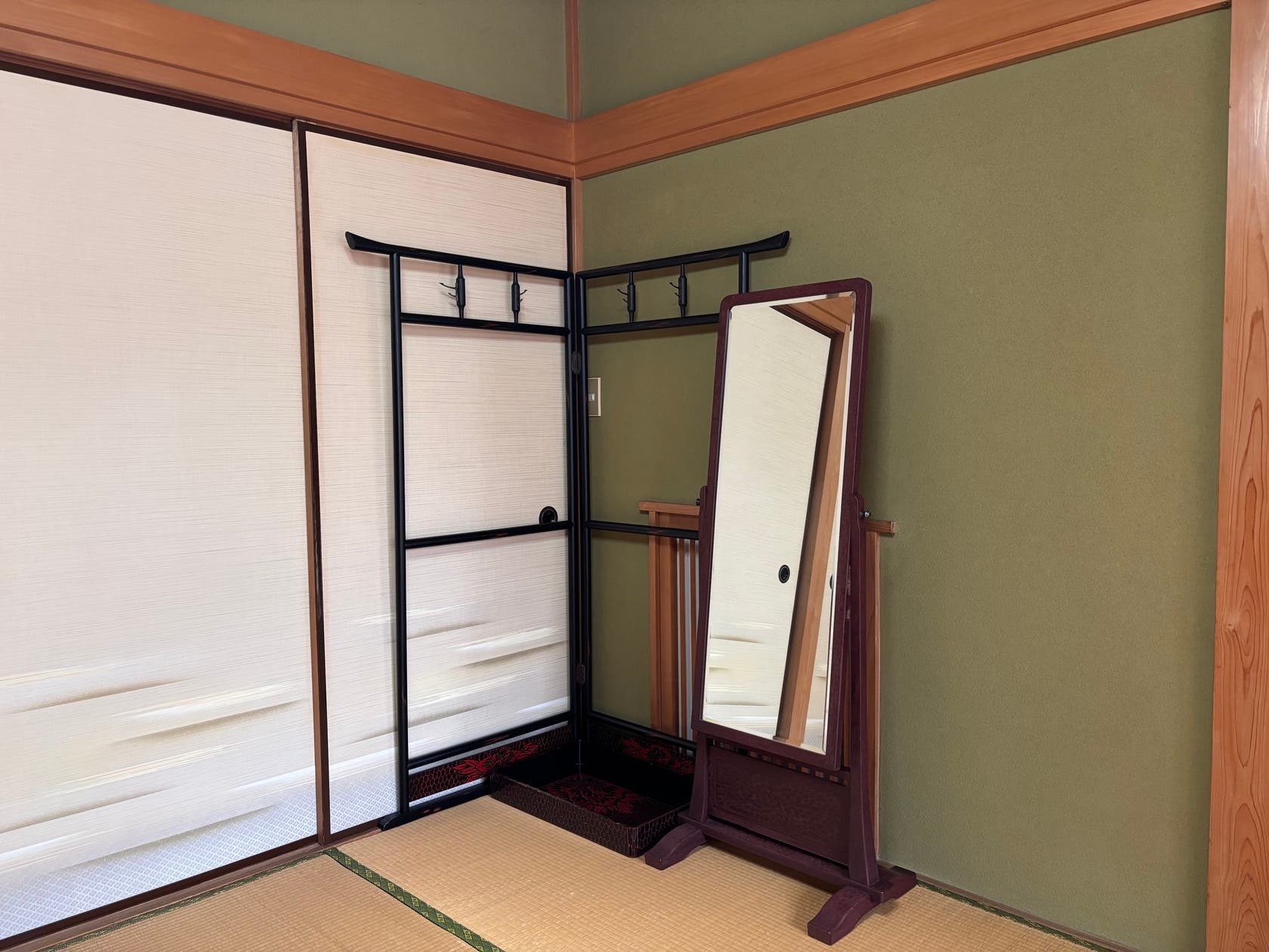 渋谷駅から各駅停車で4分の「池ノ上駅」。ここから徒歩2分の古民家調日本家屋。の写真8