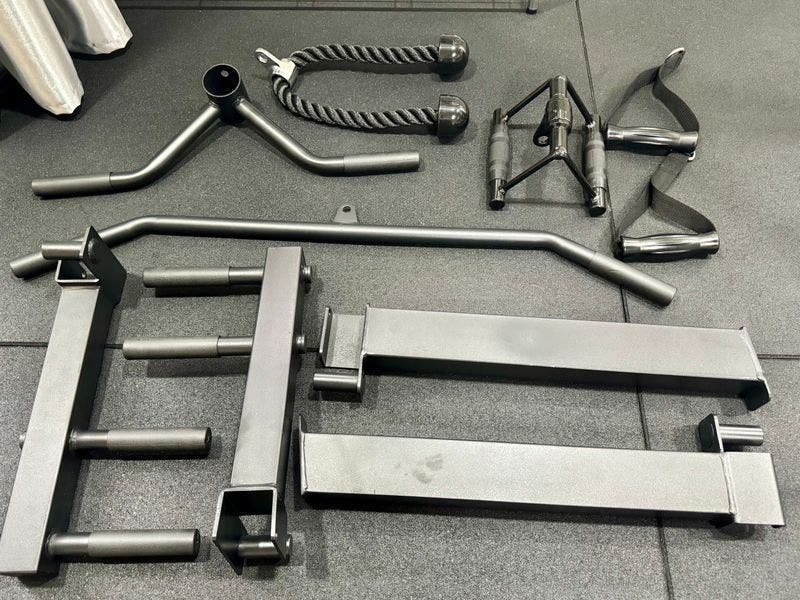 【八王子駅徒歩1分！ビル2階】個室ジム｜トレーニング器具・マシン完備のレンタルジム♪2名様～ご利用可能◎の写真5