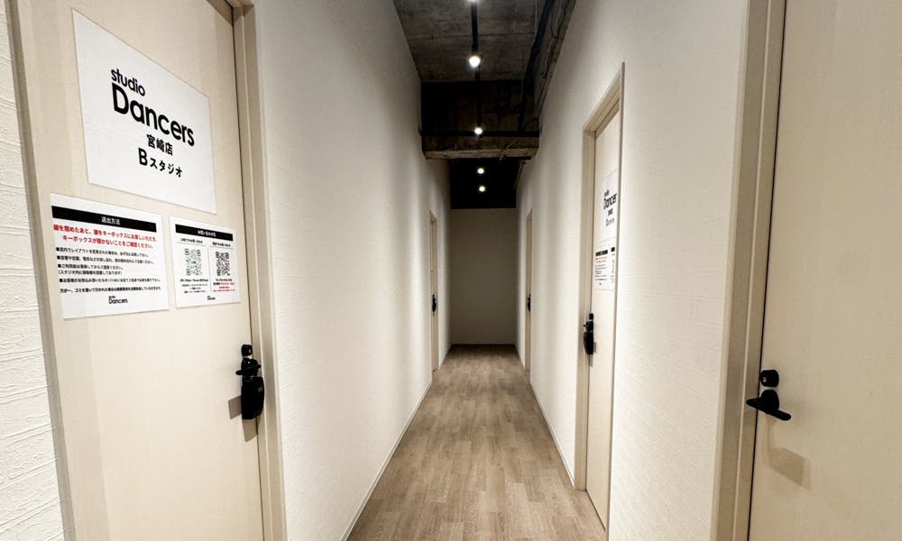 レンタルスタジオ ダンサーズ 宮崎店 Dスタジオ　当日予約可能！ダンスの個人練習やレッスンの開催に最適な多目的スペースですの写真3