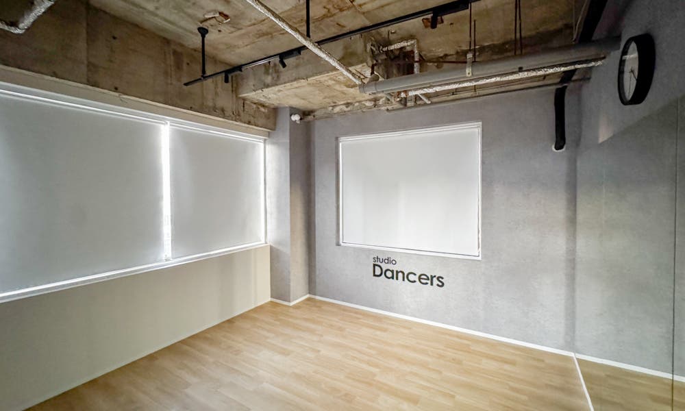 レンタルスタジオ ダンサーズ 宮崎店 Eスタジオ　当日予約可能！ダンスの個人練習やレッスンの開催に最適な多目的スペースですの写真2