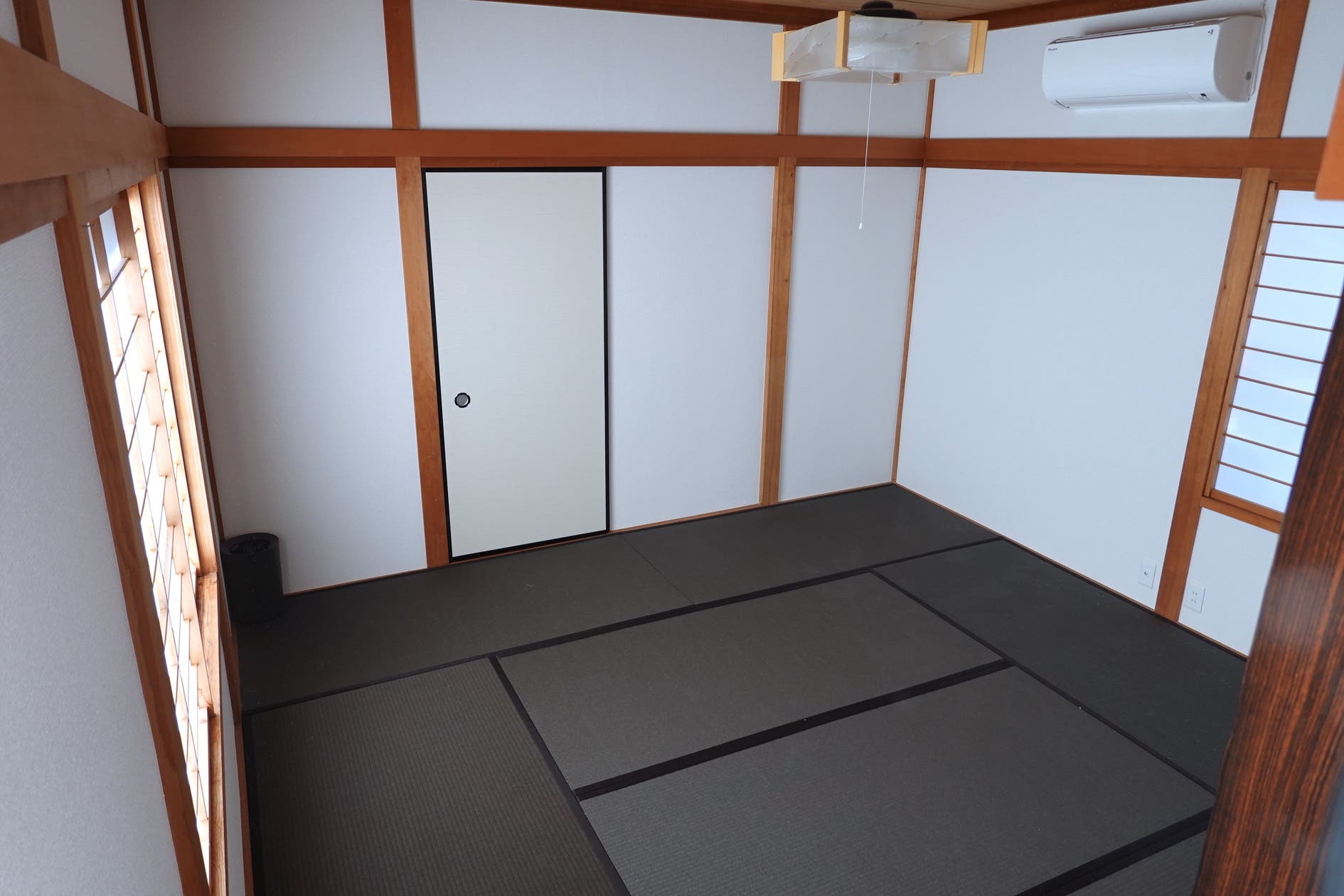 駐車場あり、一軒家の１フロア貸の写真3