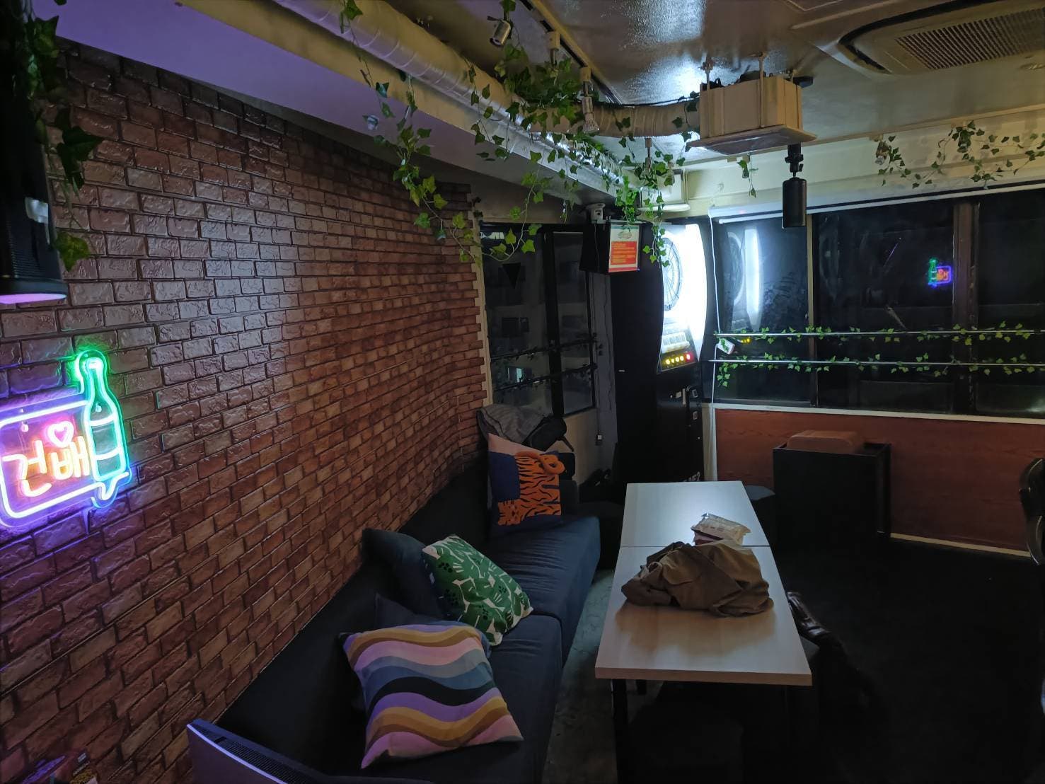 バーラブオール　目黒駅から徒歩5分のバースペースの写真1