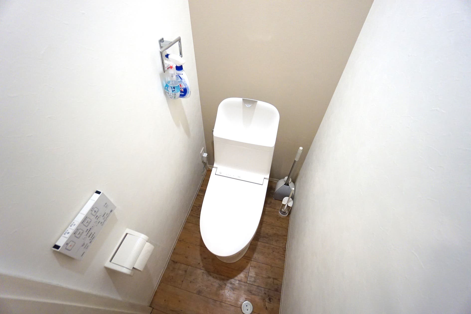 ＜鶴見駅前会議室＞駅目の前👀10名収容完全個室✨Wi-Fi📶ホワイトボード📝会議/商談/ワークショップ/ボードゲーム/撮影の写真10