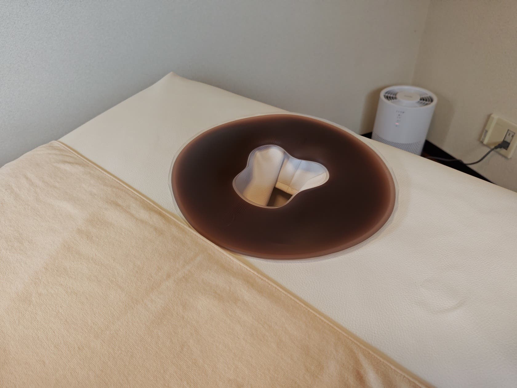 川崎駅6分｜清潔で落ち着く施術専用サロン。12月は1時間1,080円／LUSSO手動昇降ベッド・タオル完備。の写真15