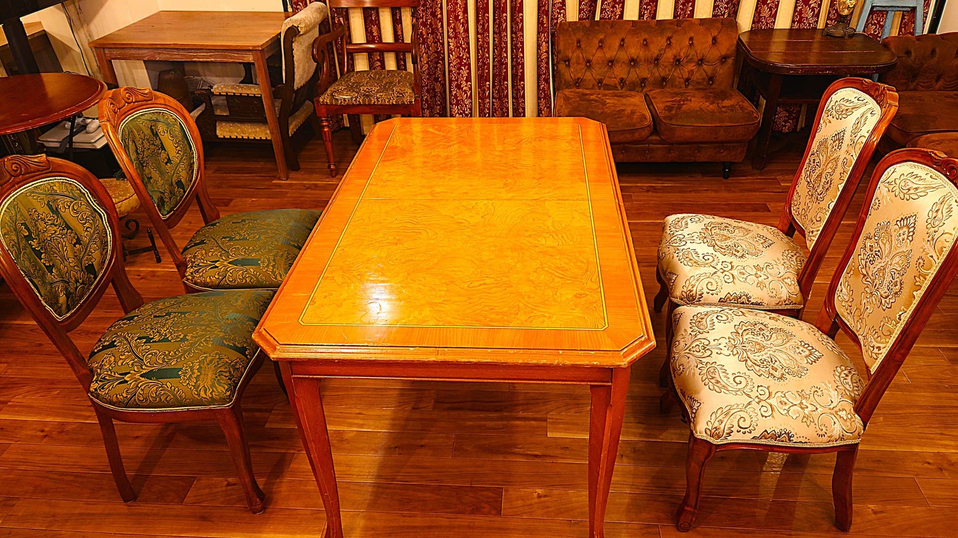 中野駅徒歩5分のワンフロアー貸し切り。各種イベントやパーティー・撮影・教室・会議・演劇の練習等に!!クリスマス・忘年会・新年会の写真11