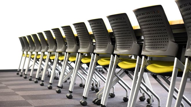 【スタッフ常駐で安心】四谷三丁目駅から徒歩2分!無料Wi-Fi&プロジェクター完備!71㎡&39名着席可能【第一+第二会議室】の写真8