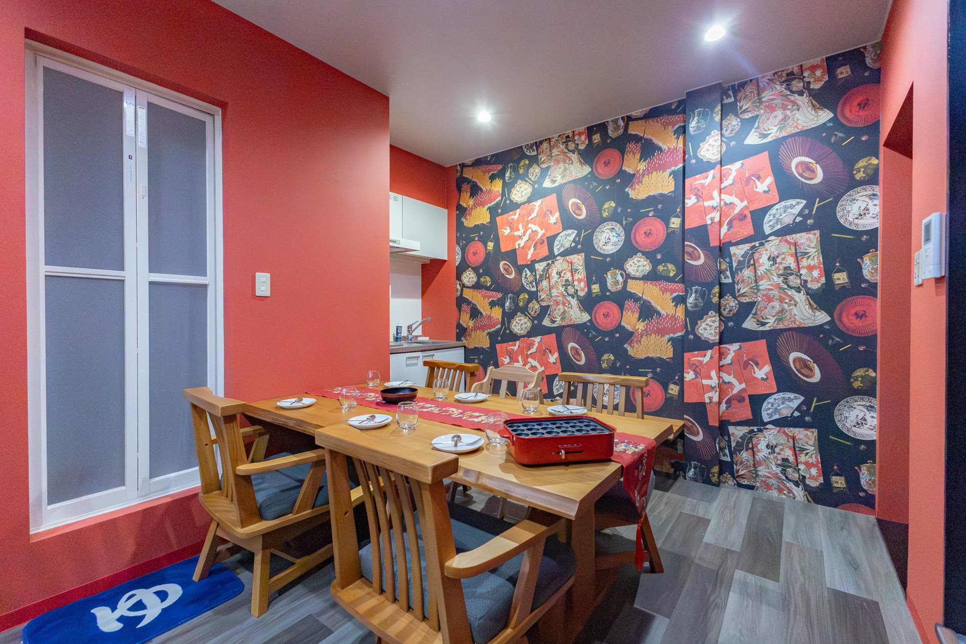 【🎄クリスマス＆忘年会🎅】天満駅すぐ/最大7名⭐️和風モダンなお部屋⭐️の写真1