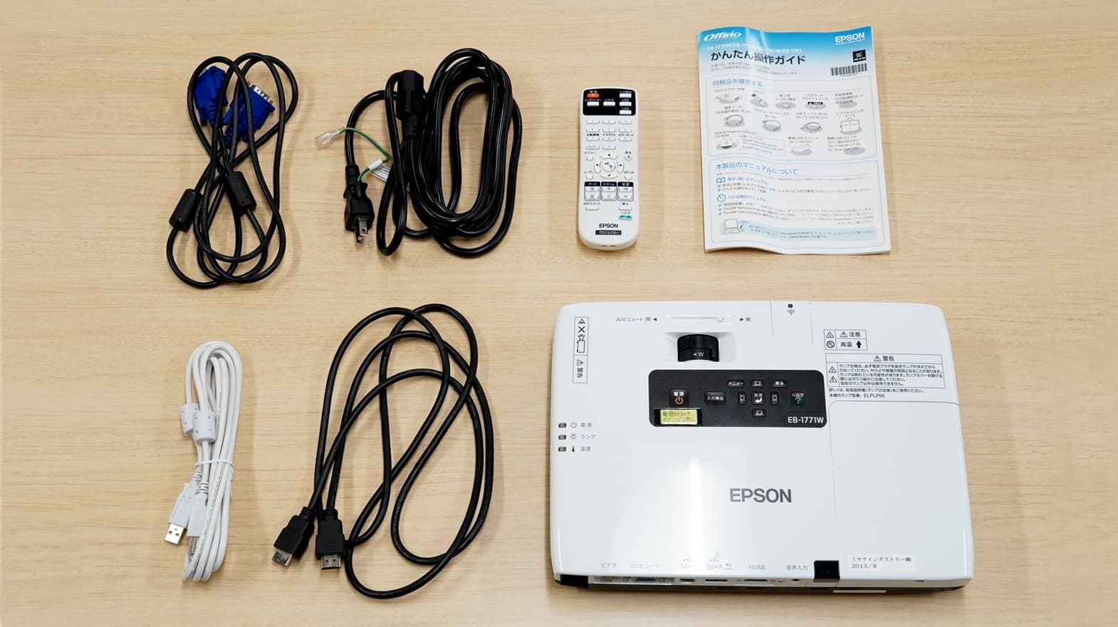 【スタッフ常駐で安心】四谷三丁目駅から徒歩2分！無料Wi-Fi＆プロジェクター完備！36.4㎡＆18名着席可能【第一会議室】の写真9