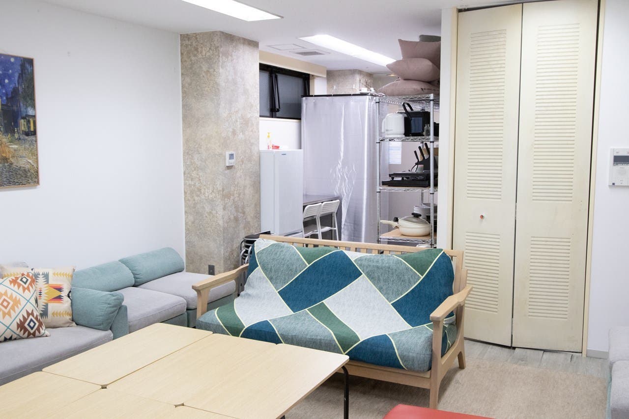 クリスマス🎅🎄新宿御苑前駅徒歩4分 広々としたパーティルーム 💛女子会💚推し活💗 📺55インチ大型テレビの写真17