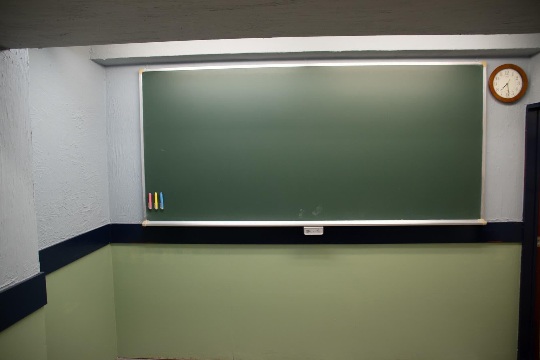 【カルチャー・撮影に】大きな黒板のある教室！の写真2