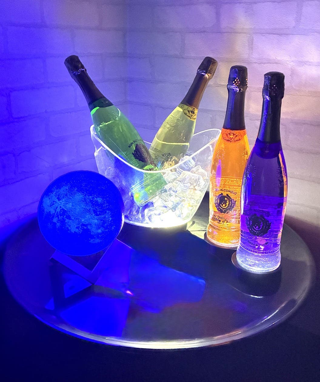 新宿歌舞伎町のバーを貸切♪飲み会/商用/オフ会/少人数/撮影/ボードゲーム/パーティー等OK♪の写真10